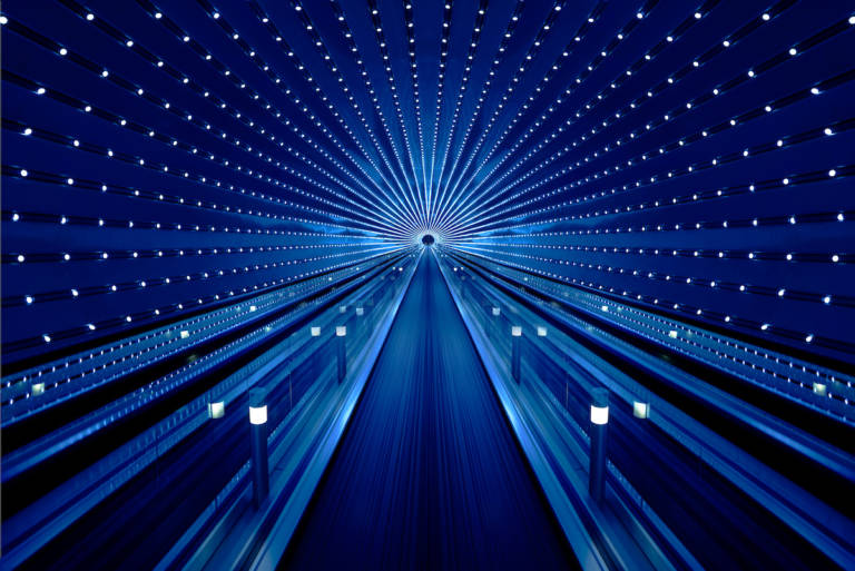 Manage Multi-Channel Transactions with BASE24-eps